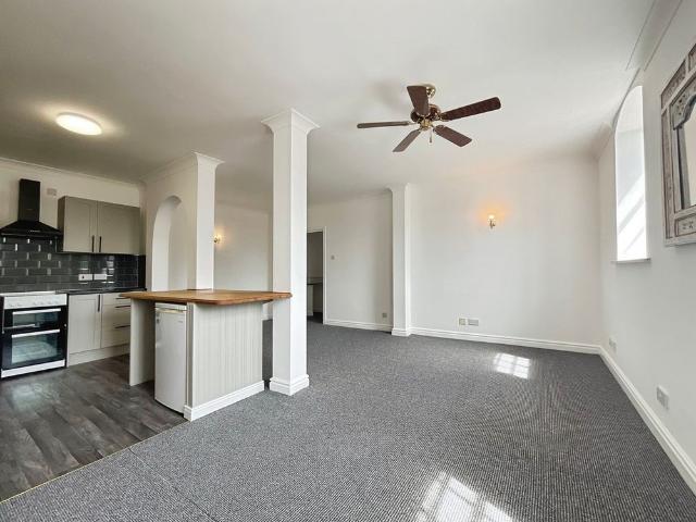 2 bedroom Flat to let