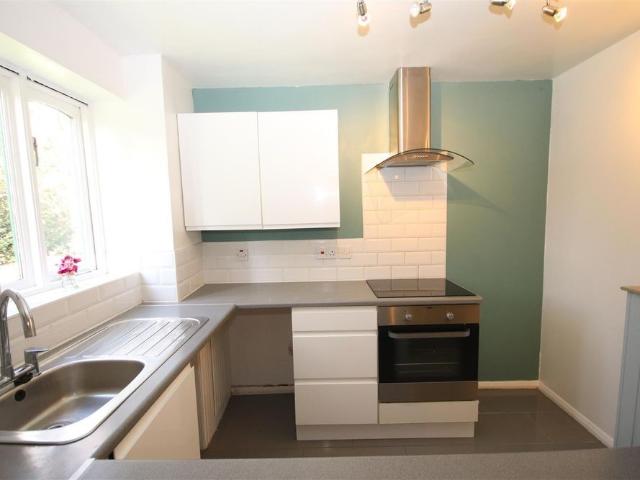 2 bedroom Flat to let