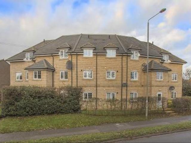2 bedroom Flat To Let
