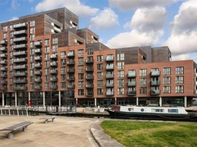 2 bedroom Flat To Let