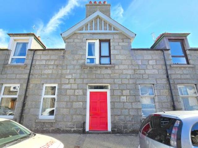 2 bedroom Flat To Let