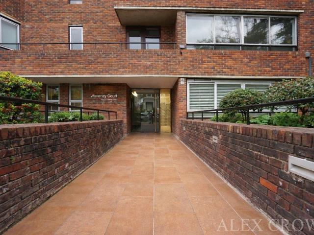 2 Bedroom Flat To Let