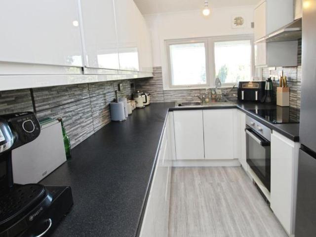 2 bedroom flat to let, Frenchay, Bristol | Ocean Estate Agents