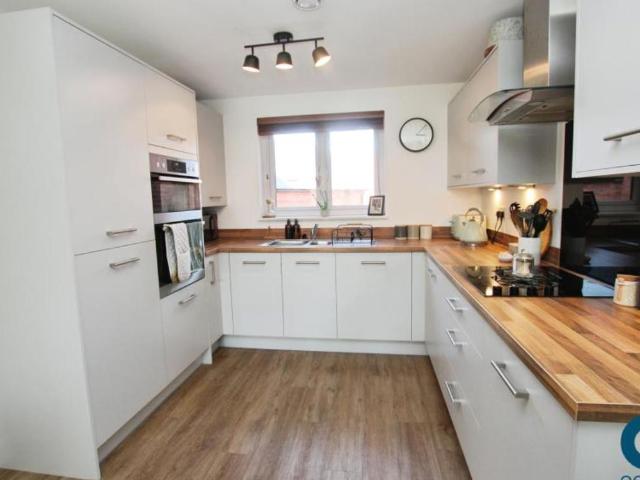 2 bedroom flat to let, Frenchay, Bristol | Ocean Estate Agents