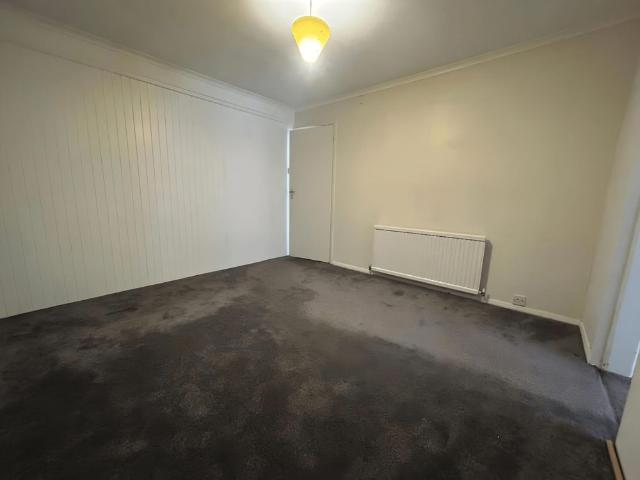 2 Bedroom Flat To Let HP12