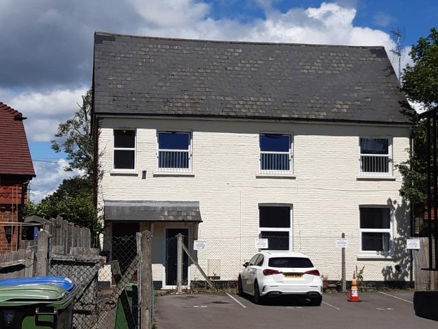 2 Bedroom Flat To Let in Horsham, RH12