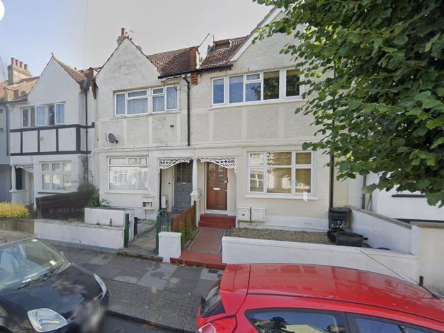 2 Bedroom Flat To Let In Tooting