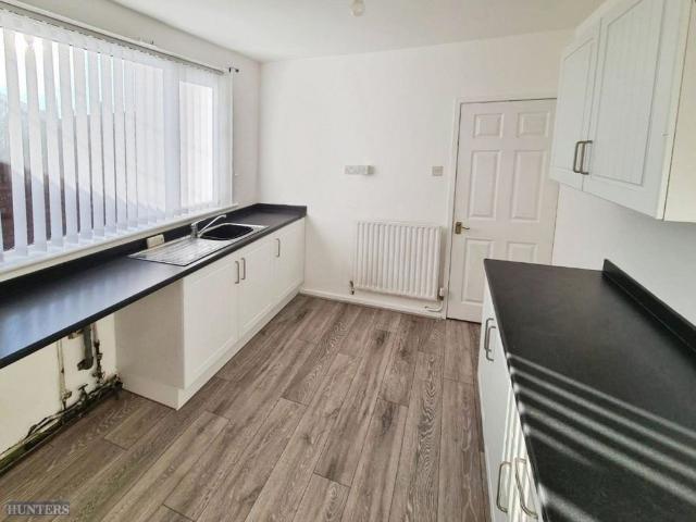 2 bedroom Flat To Let Total Size: 722 SQ FT