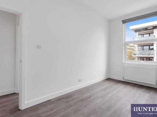 2 bedroom Flat To Let Total Size: 738 SQ FT