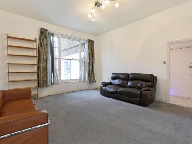 2 bedroom Flat To Let Total Size: 744 SQ FT