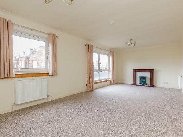 2 bedroom Flat to let | Unfurnished