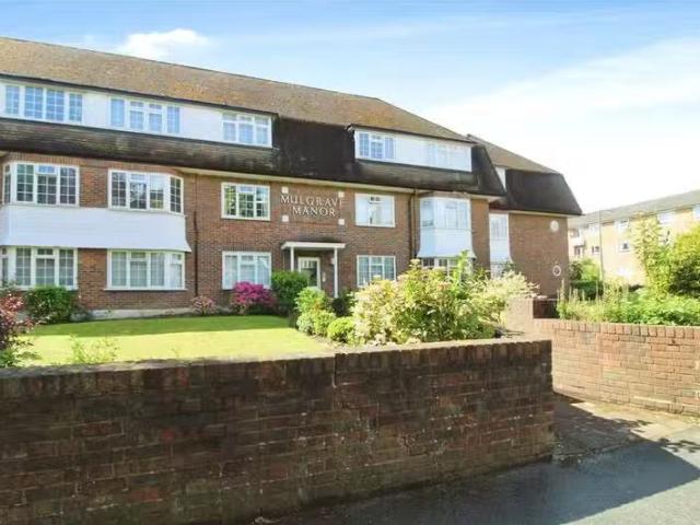 2 bedroom Flat to rent, Mulgrave Road, Sutton, SM2 £1,675 pcm
