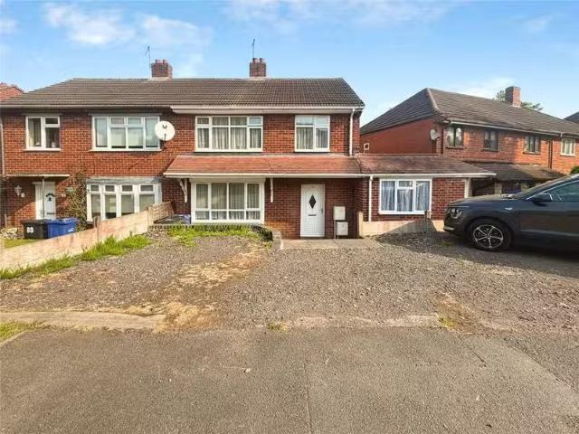 2 bedroom Flat to rent, Norfolk Road, Stourbridge, DY8 £895 pcm