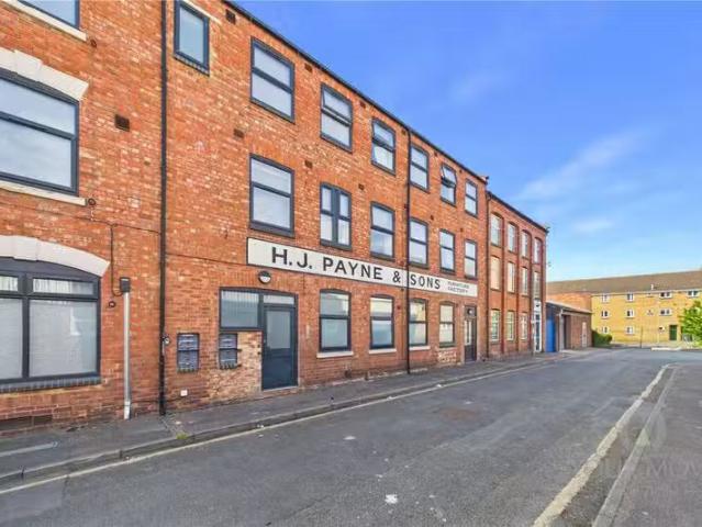 2 bedroom Flat to rent, Oak Street, Northampton, NN1 £925 pcm