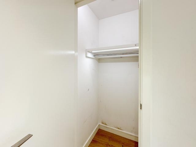 2 bedroom flat to rent on Marsh Wall, London