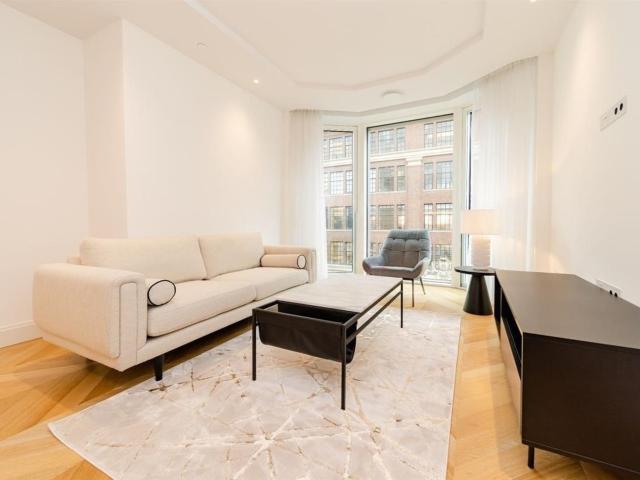2 bedroom flat to rent on Millbank, London