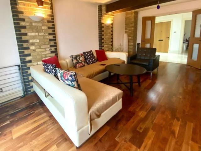 2 bedroom flat to rent on Millennium Drive, London