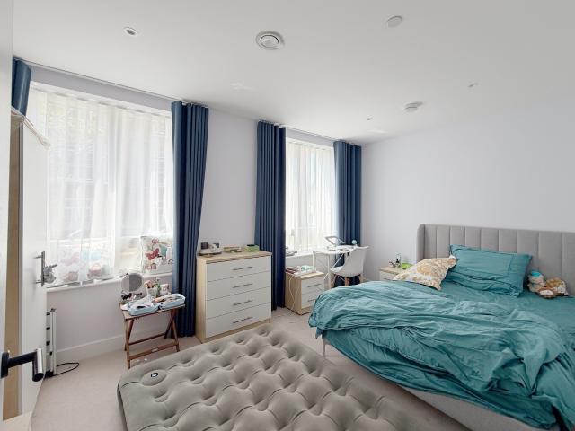 2 bedroom flat to rent on New Frederick Mews, London