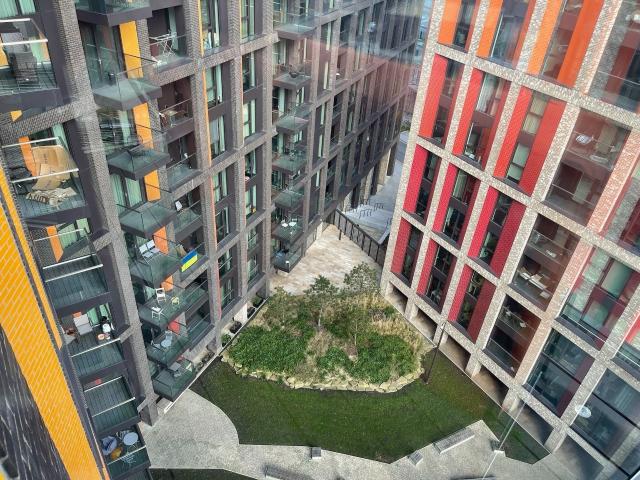 2 bedroom flat to rent on Charles Clowes Walk, London