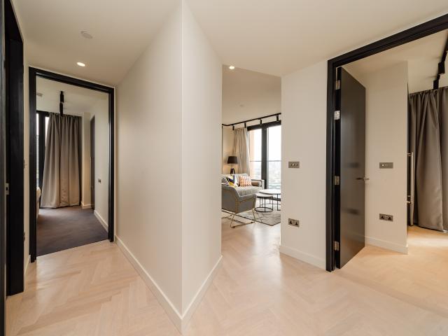 2 bedroom flat to rent on Sun Street, London