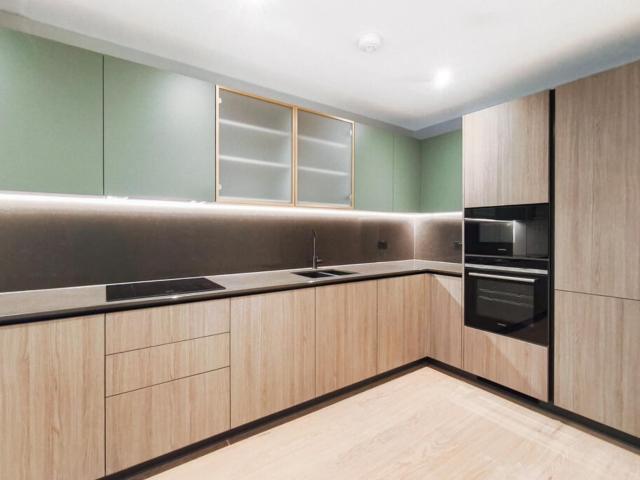 2 bedroom flat to rent on Watermeadow Lane, London
