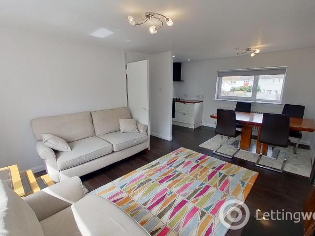 2 Bedroom Flat to Rent at Almond, Edinburgh