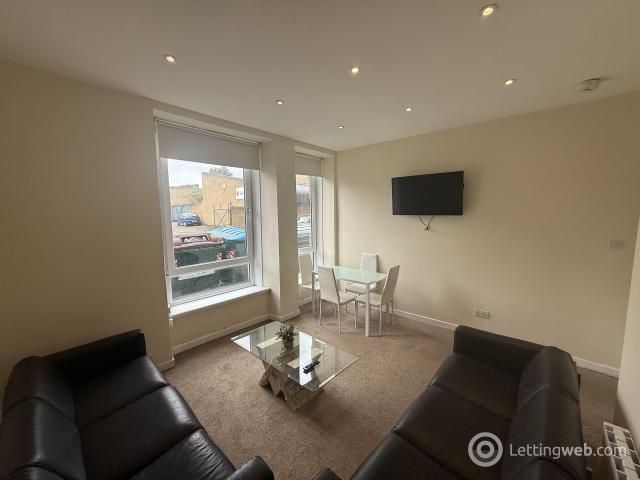 2 Bedroom Flat to Rent at Coldside, Dundee, Dundee City, Hilltown