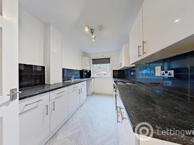 2 Bedroom Flat to Rent at Dundee, Dundee City, Lochee, Lochee West, England