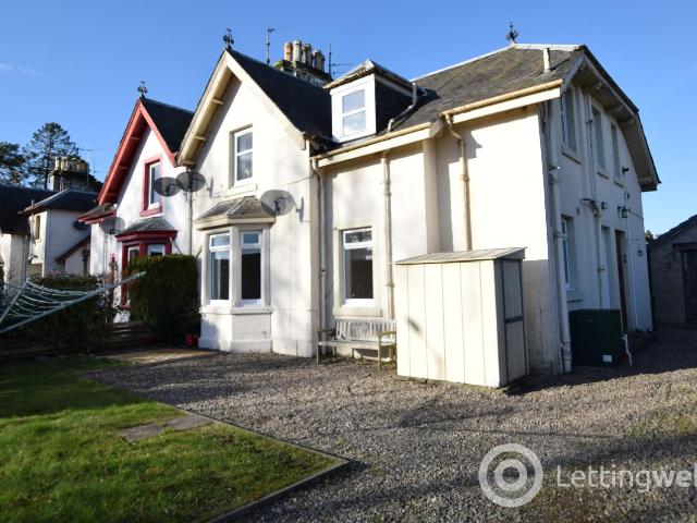 2 Bedroom Flat to Rent at Kinclaven and Clunie, Perth and Kinross, Strathtay