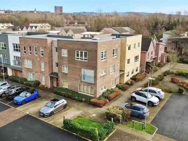 2 bedroom Flat to rent, August Courtyard, North Side, NE8 £90.
