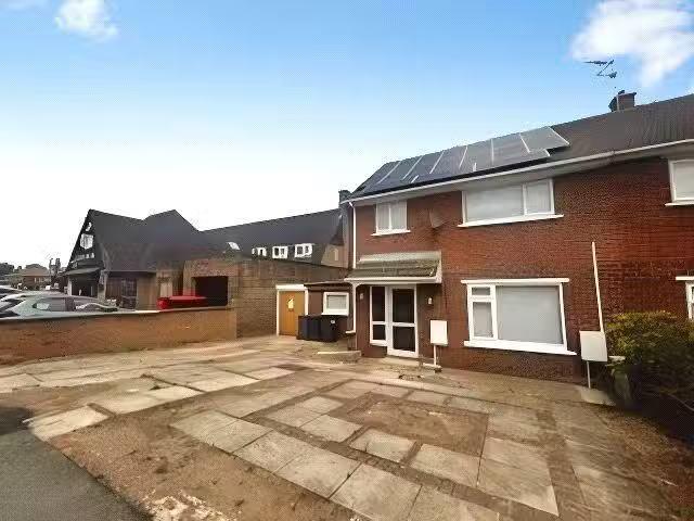 2 bedroom Flat to rent, Acacia Road, Doncaster, DN4 £625 pcm