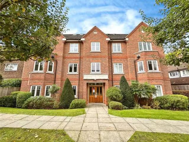 2 bedroom Flat to rent, Albion Road, Sutton, SM2 £1,800 pcm