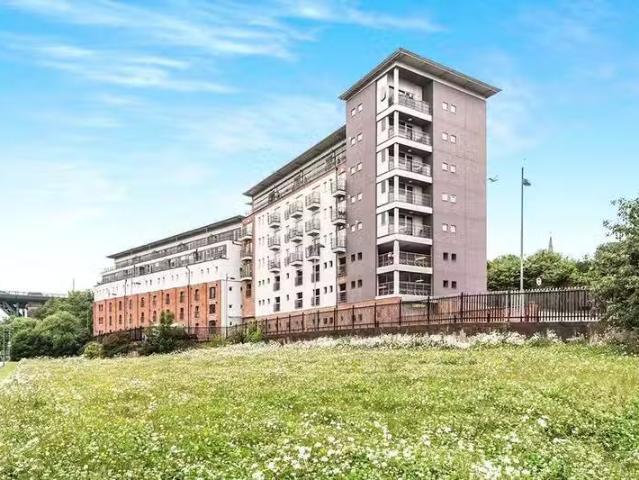 2 bedroom Flat to rent, Chandlers Road, Sunderland, SR6 £1,25.