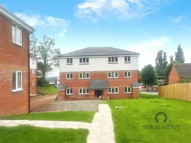 2 bedroom Flat to rent, Dixons Green Road, Dudley, DY2 £850 pcm