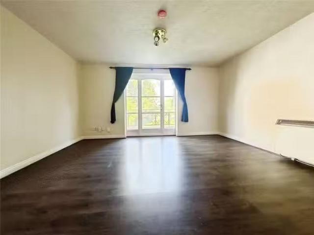 2 bedroom Flat to rent, Exeter Close, Watford, WD24 £1,550 pcm