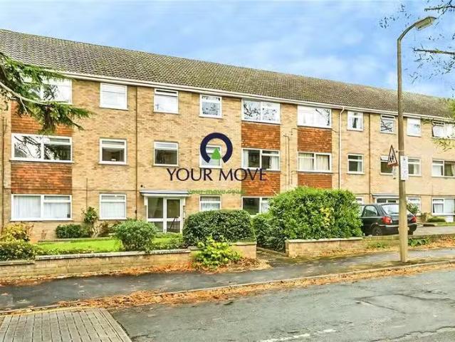 2 bedroom Flat to rent, Grove Road, Sutton, SM1 £1,650 pcm