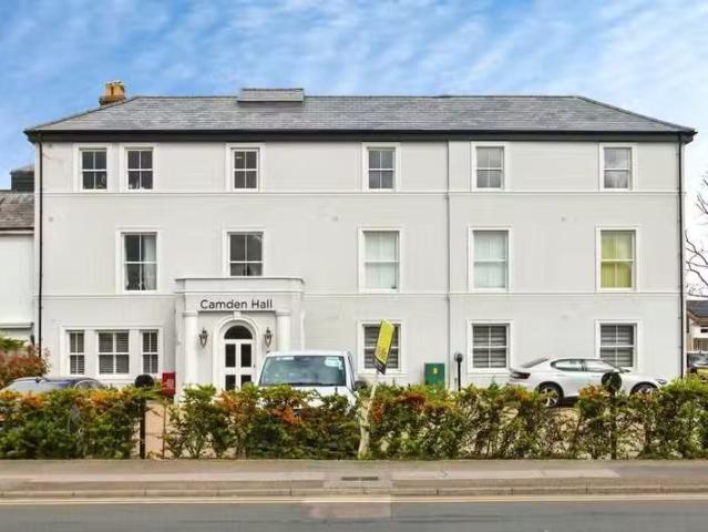 2 bedroom Flat to rent, High Street, Pembury, TN2 £1,595 pcm