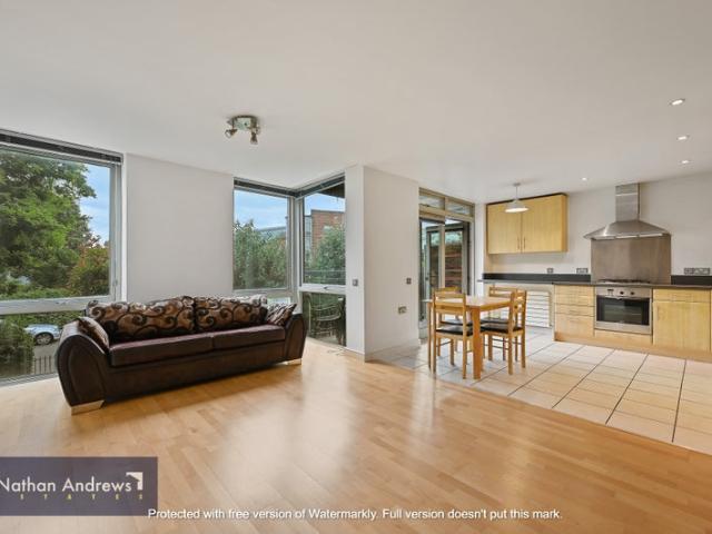 2 Bedroom Flat to Rent Holland Park Great Location