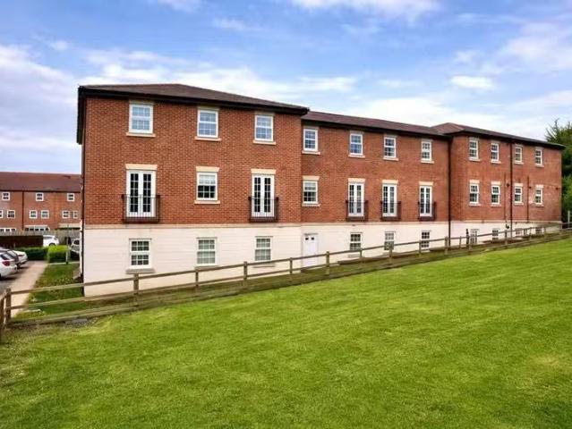 2 bedroom Flat to rent, Horse Fair Lane, Rothwell, NN14 £875.