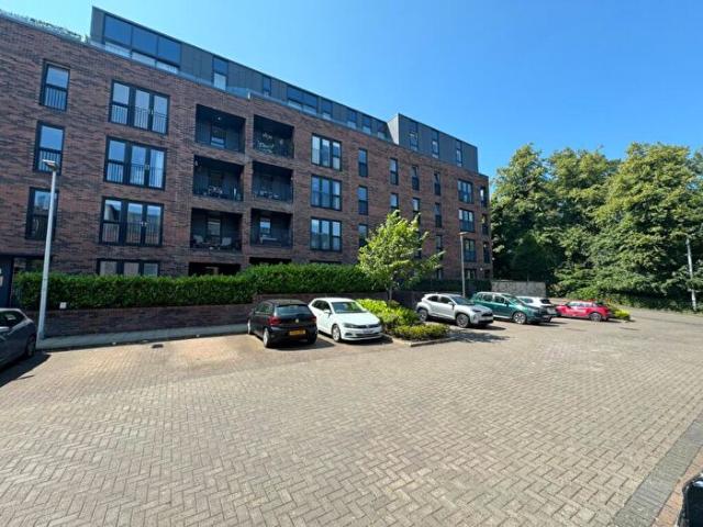 2 Bedroom Flat To Rent In Mansionhouse Court, Glasgow, Glasgow City, G41