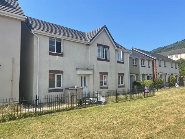 2 Bedroom Flat To Rent In Marcroft Road, Port Tennant, Swansea, SA1