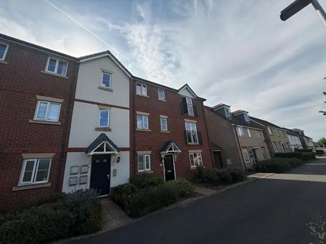 2 Bedroom Flat To Rent In Newton Leys, Milton Keynes, MK3