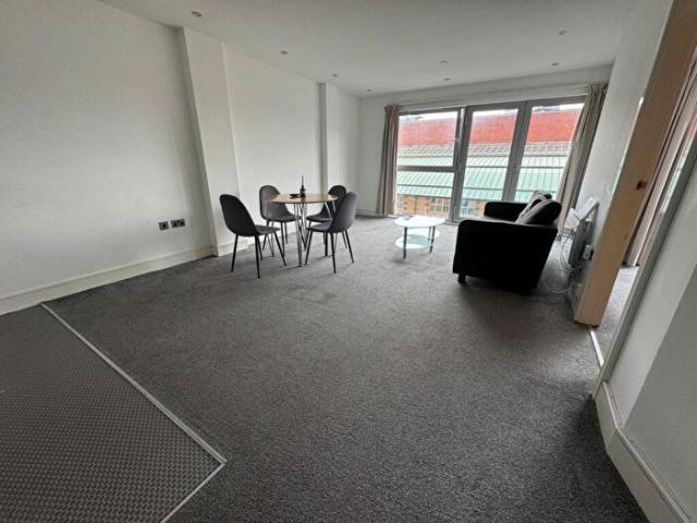 2 Bedroom Flat To Rent In North West, Talbot Street, Nottingham, NG1