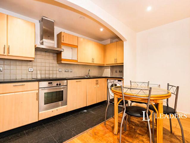 2 Bedroom Flat To Rent In Northampton House, Wellington Street, NN1