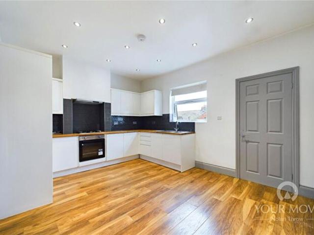 2 Bedroom Flat To Rent In Norton Road, Northampton, Northamptonshire, NN2