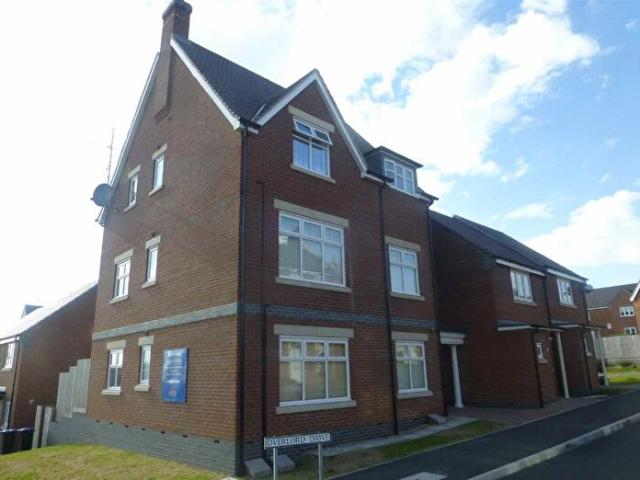 2 Bedroom Flat To Rent In Overlord Drive, Hinckley, LE10
