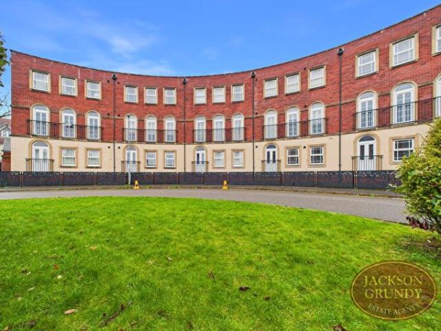 2 Bedroom Flat To Rent In Oak Grove, Cherry Orchard, NN3