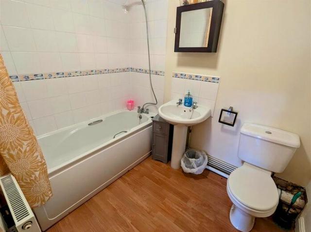2 Bedroom Flat To Rent In Oakland Mews, Heath End Road, Nuneaton, CV10
