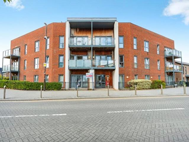 2 Bedroom Flat To Rent In Atlas Way, Oakgrove, Milton Keynes, MK10