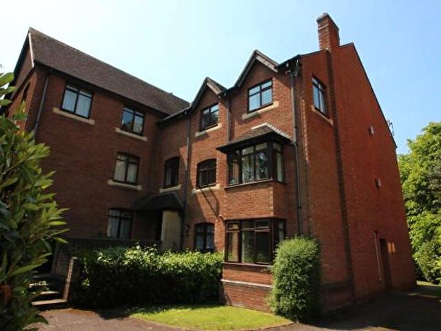 2 Bedroom Flat To Rent In A Lillington Road, Leamington Spa, CV32